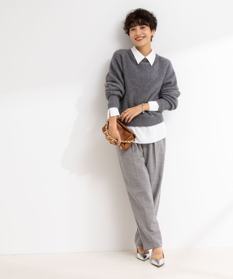 ◇【WEB限定】ウォッシャブルオトナサテン衿カフス付きTブラウス（5