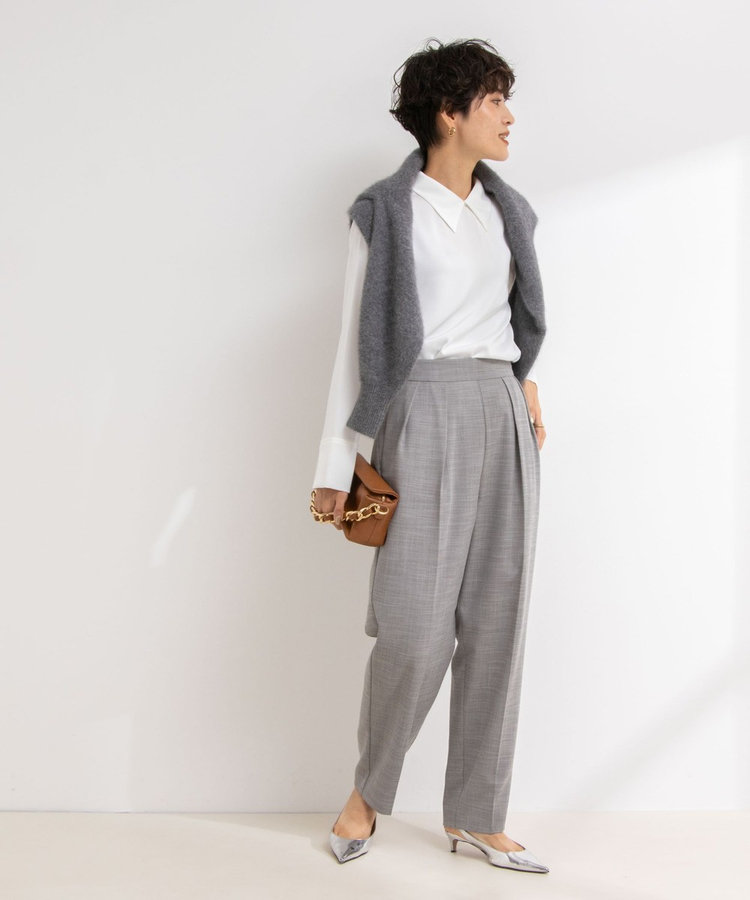 ◇【WEB限定】ウォッシャブルオトナサテン衿カフス付きTブラウス（5